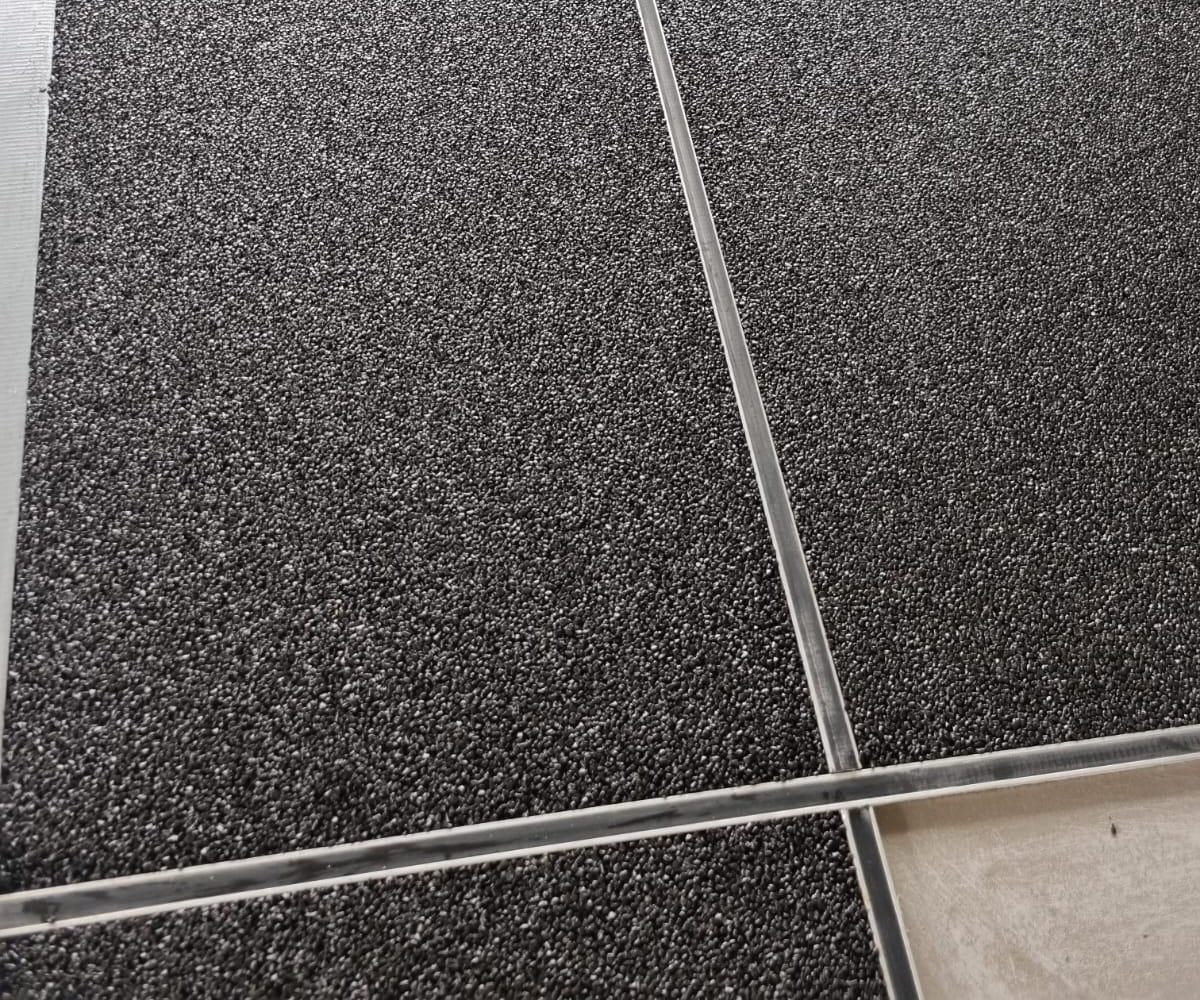 Stone Carpet | Internal Resin | Monarch